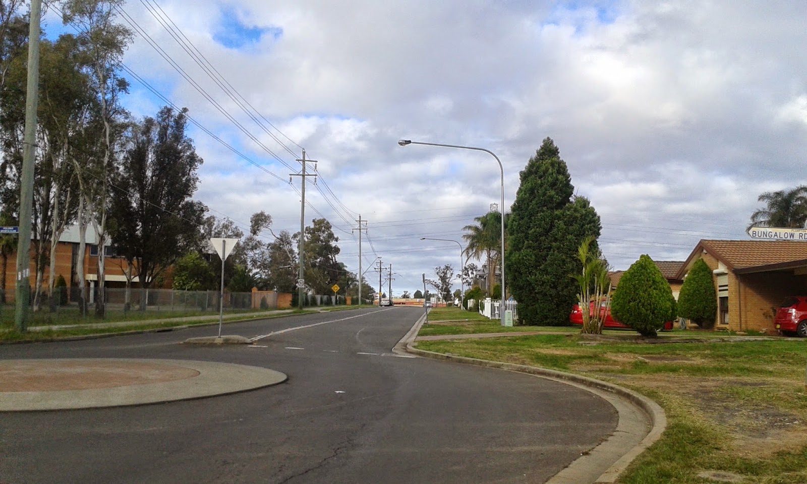 Why I Love Mount Druitt!: Crooked & Bent Signs In And Around Mount Druitt!